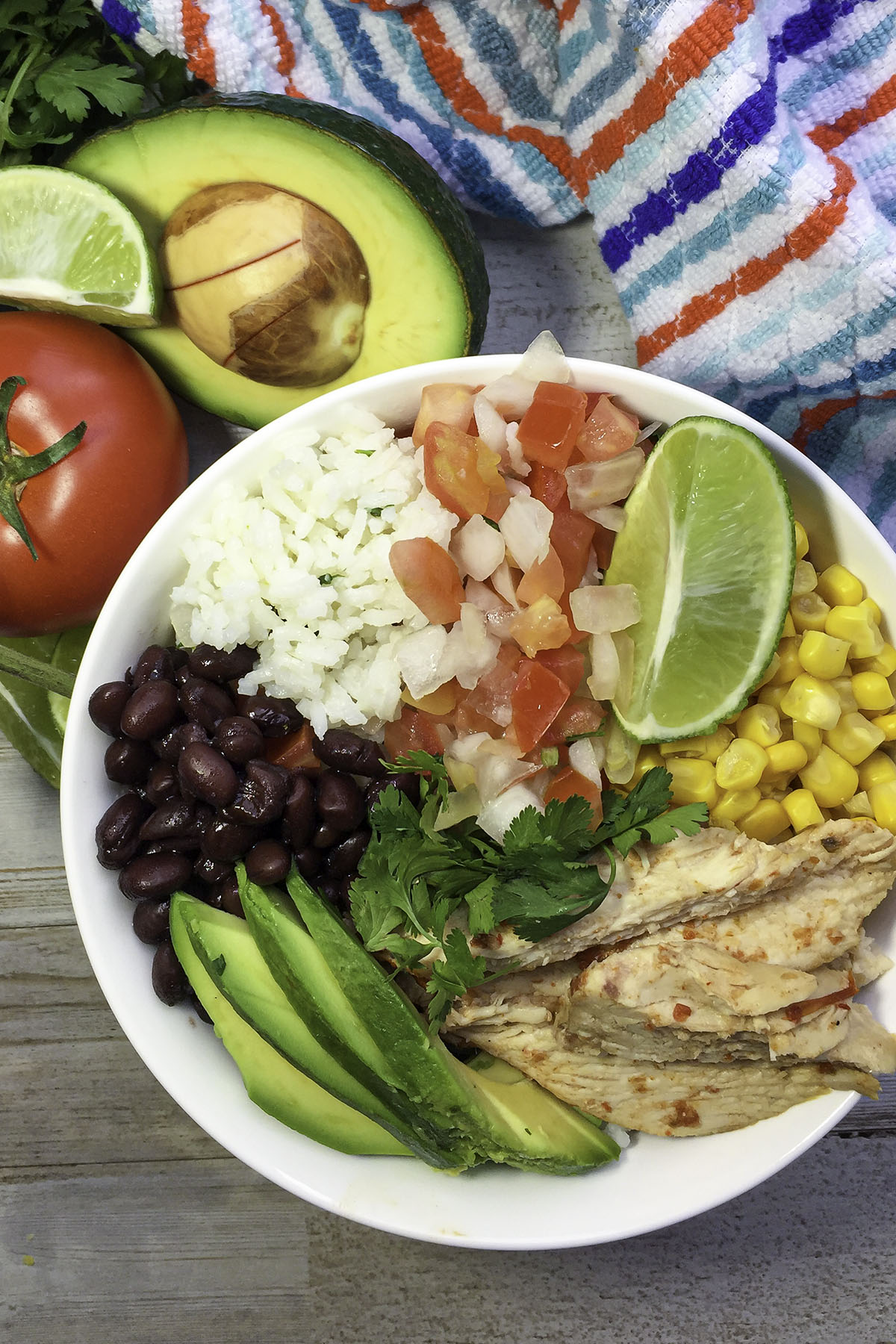 Salsa Chicken Taco Bowl | Modernmealmakeover.com