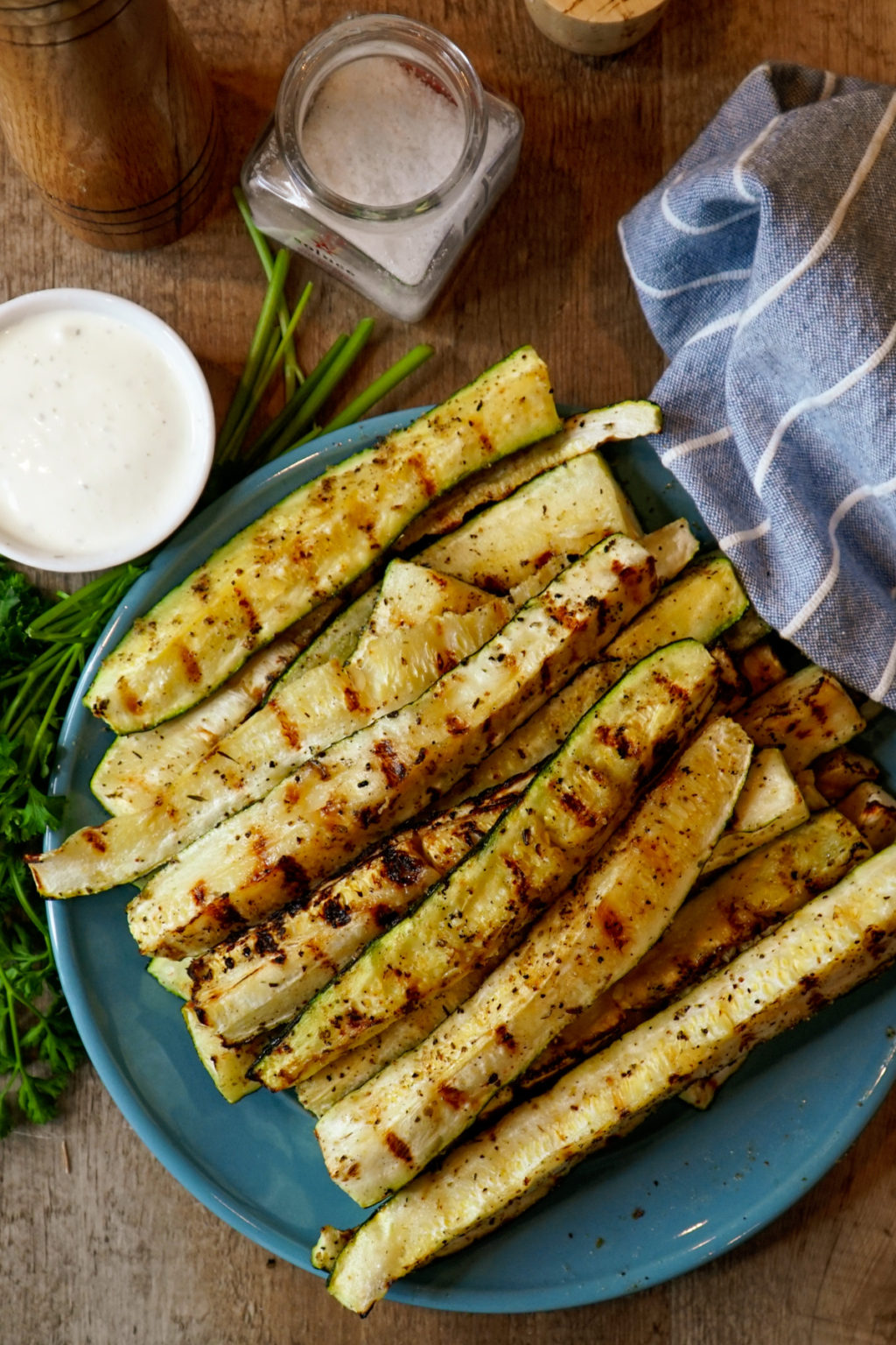 Best Grilled Zucchini Recipe | Modernmealmakeover.com