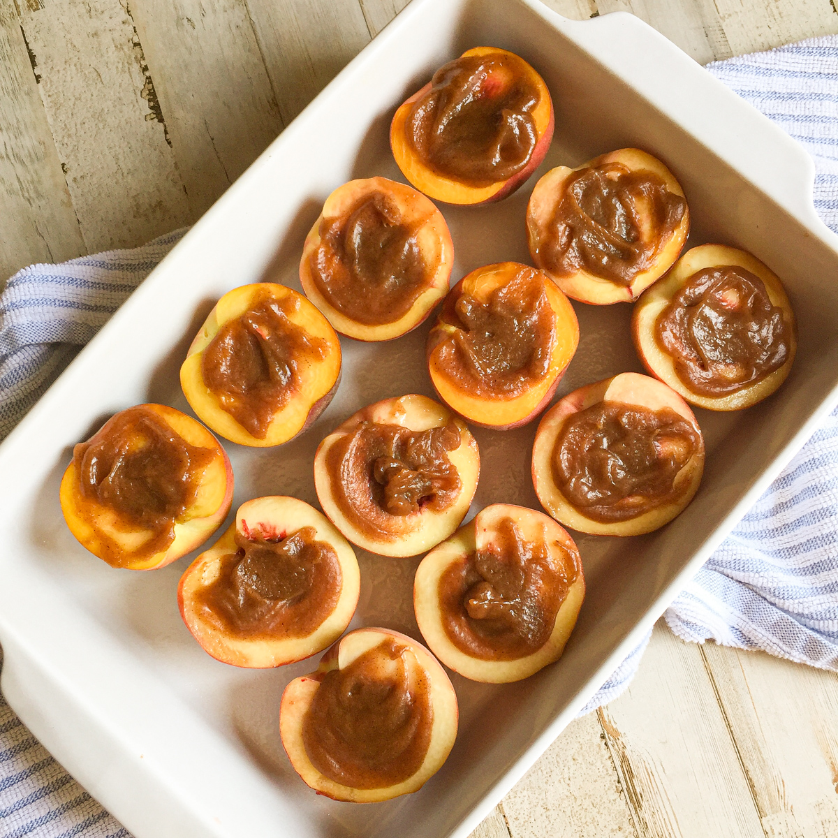 Easy Baked Peaches | Modernmealmakeover.com