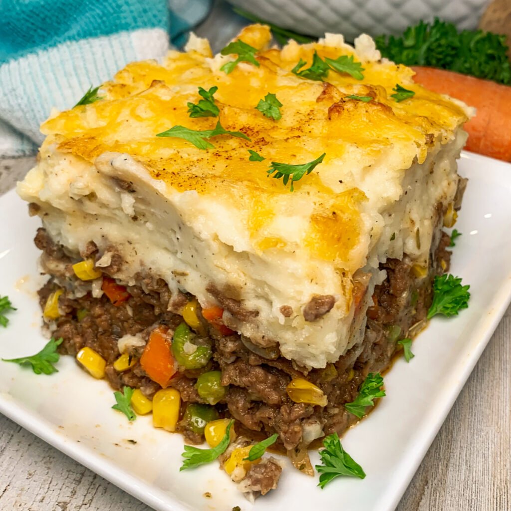 Easy Shepherd's Pie Recipe | Modernmealmakeover.com
