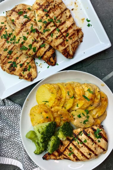 Honey Mustard Grilled Chicken | Modernmealmakeover.com
