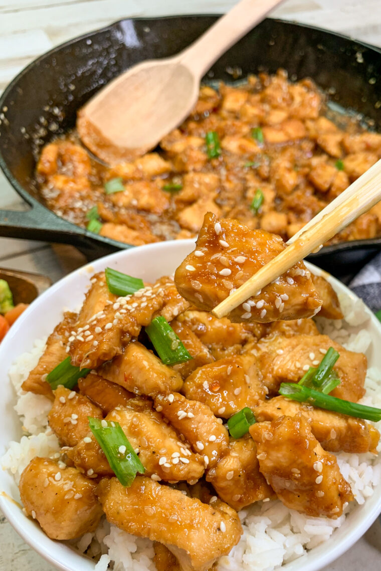 Homemade Sesame Chicken {So Easy} Modernmealmakeover.com