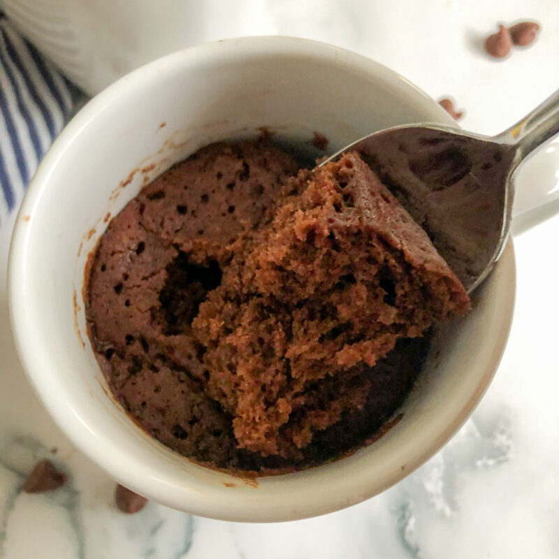 Chocolate Mug Cake Recipe | Modernmealmakeover.com
