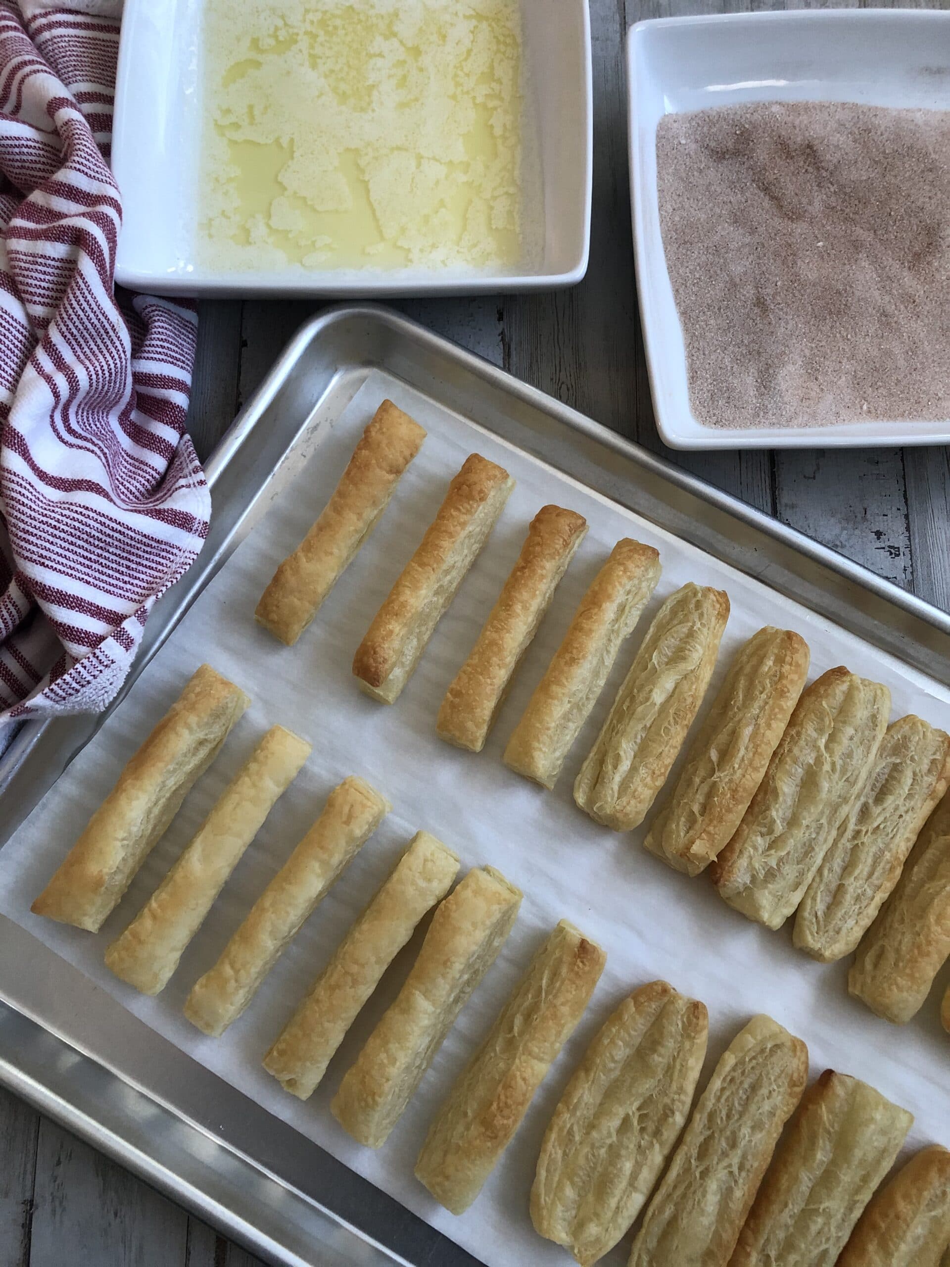 Easy Baked Churro Recipe | modernmealmakeover.com