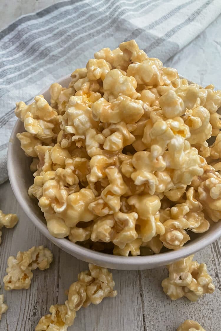 Amazing Soft And Chewy Caramel Popcorn | Modernmealmakeover.com
