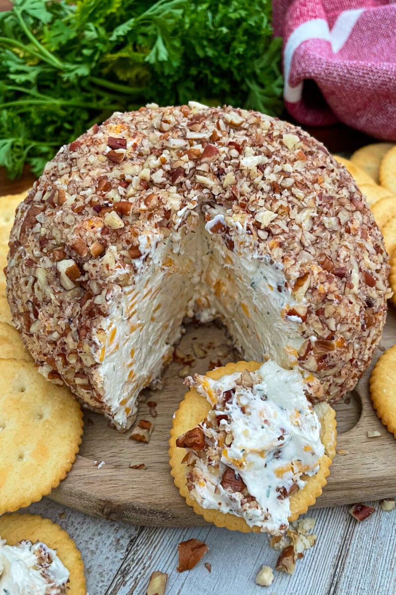 The Best Classic Cheese Ball Recipe | Modernmealmakeover.com