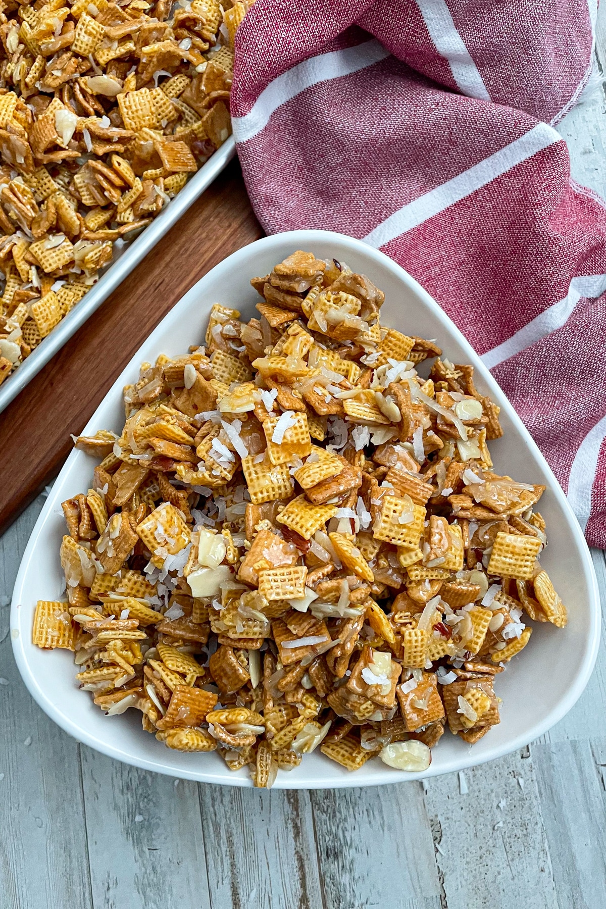 The Best Gooey Almond Coconut Chex Mix | Modernmealmakeover.com