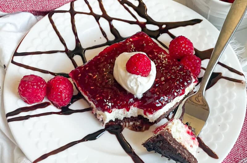 Best Chocolate Raspberry Cheesecake Bars Recipe | Modernmealmakeover.com