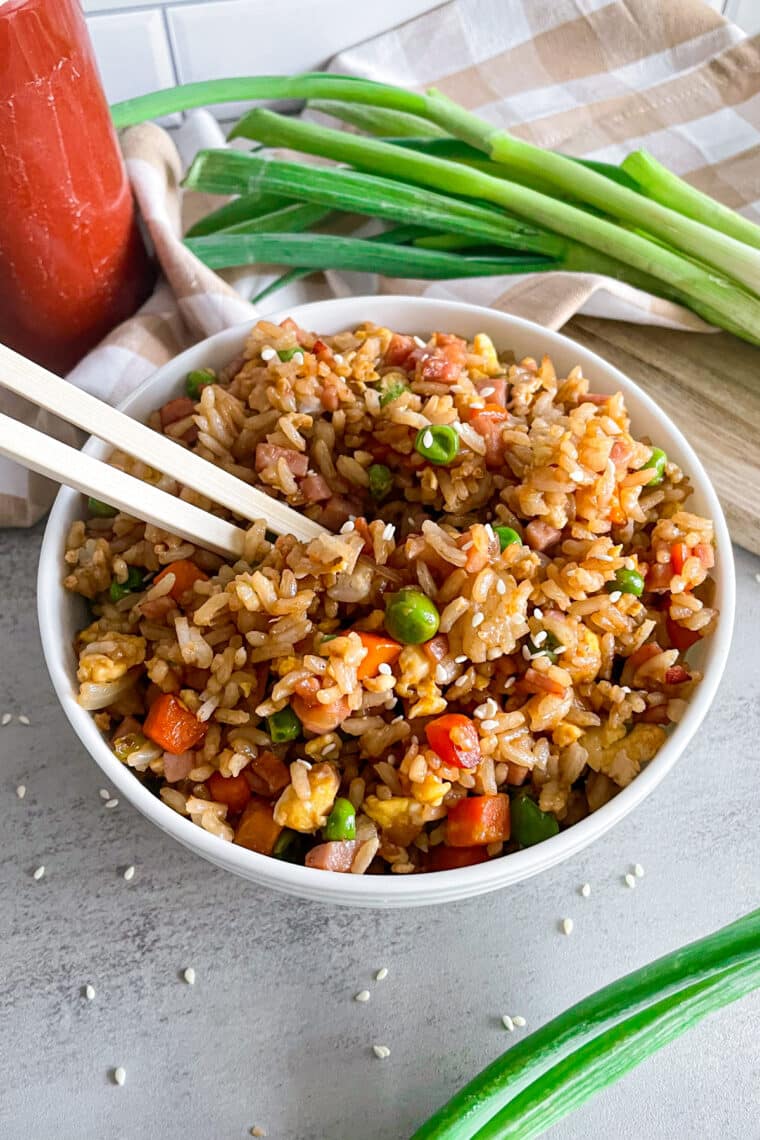 Easy Ham Fried Rice Recipe | Modernmealmakeover.com