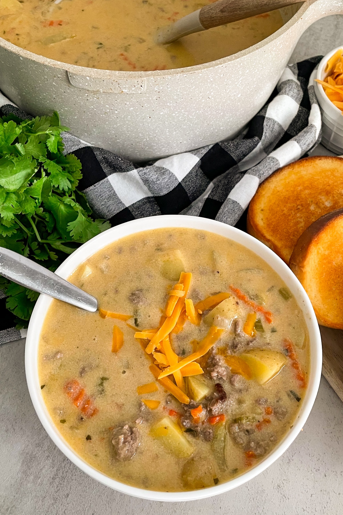 Homemade Cheeseburger Soup with Potatoes | Modernmealmakeover.com